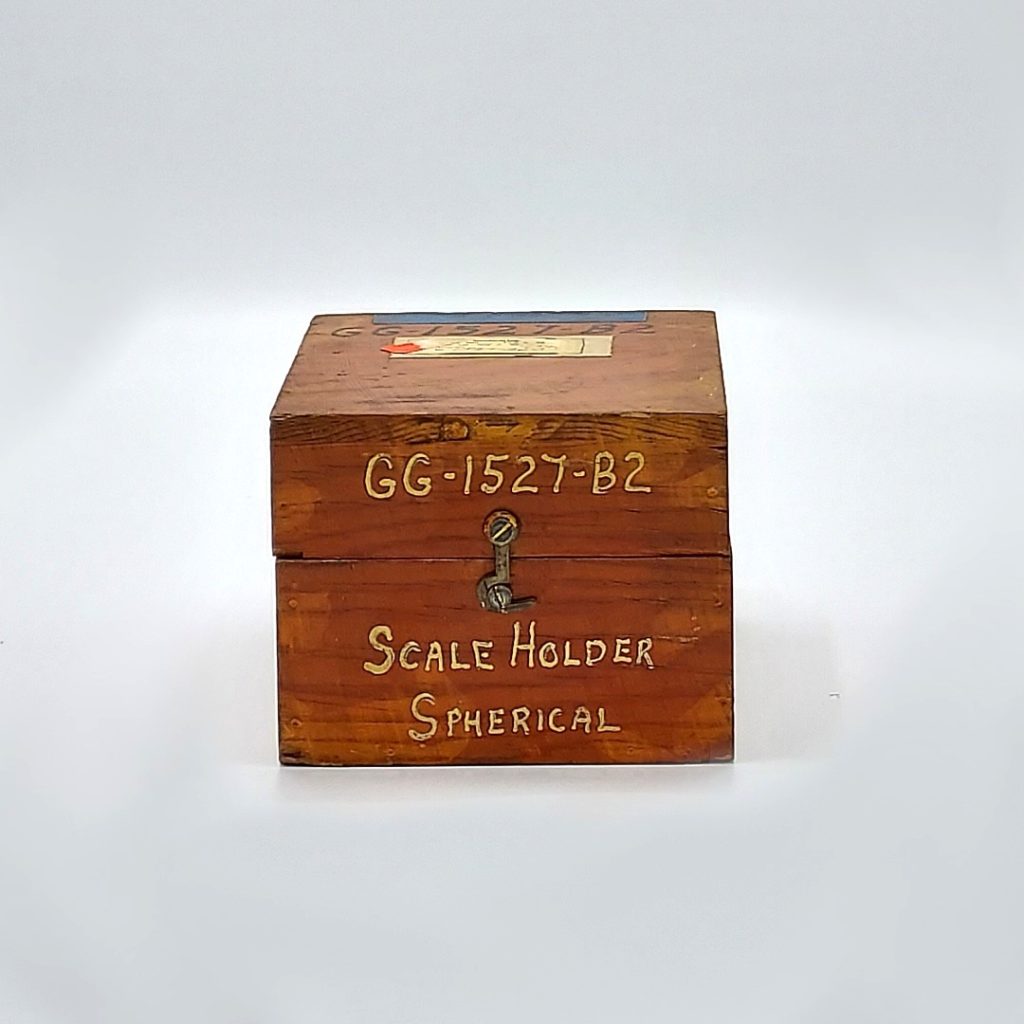 K&E Scale Holder - Clausen's Carolina Lasers